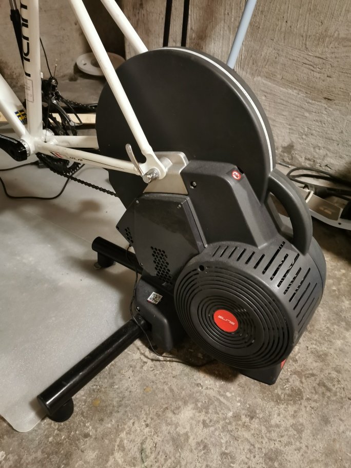 Säljes: Elite Zumo Smart-Trainer | Happyride.se