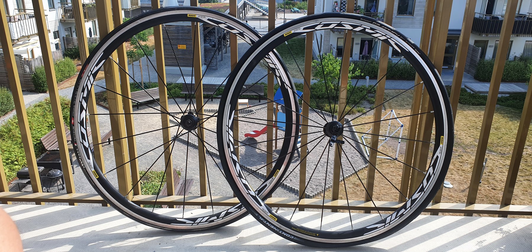 Säljes: Mavic cosmic elite ust wheelset - 2020 | Happyride.se