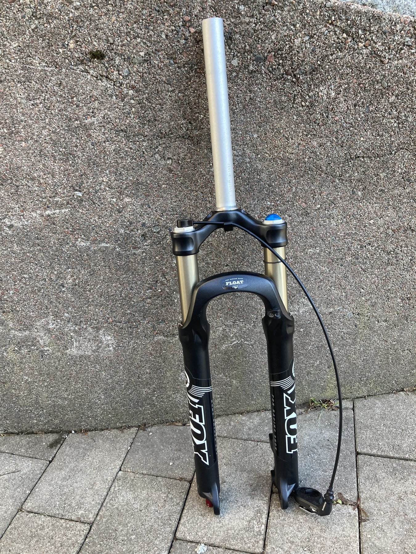 Säljes: Fox 32 Factory Series 26" QR 100mm Gaffel | Happyride.se