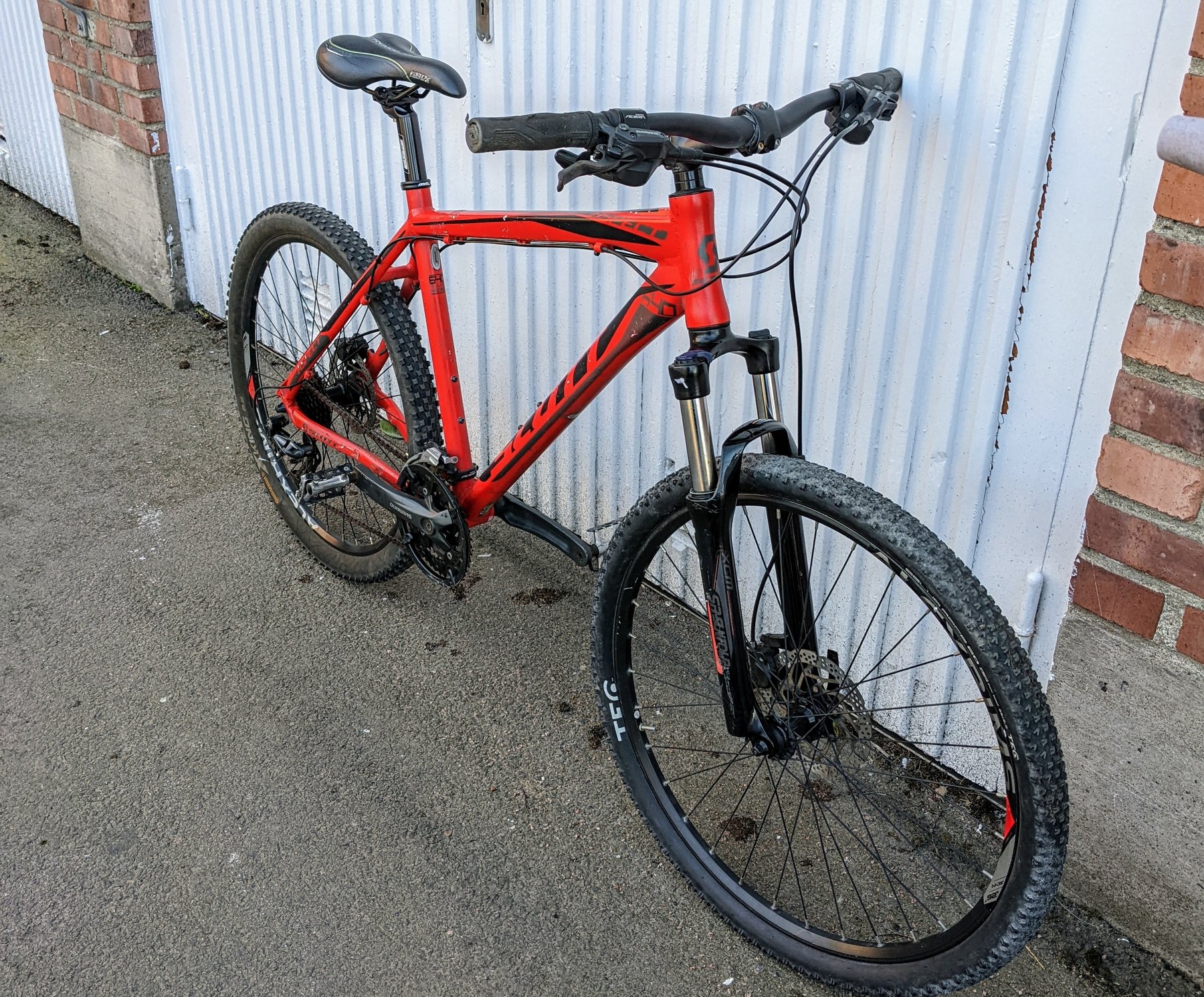 Säljes: Scott Aspect 640 storlek L, 26" MTB med behov av lite fix ...