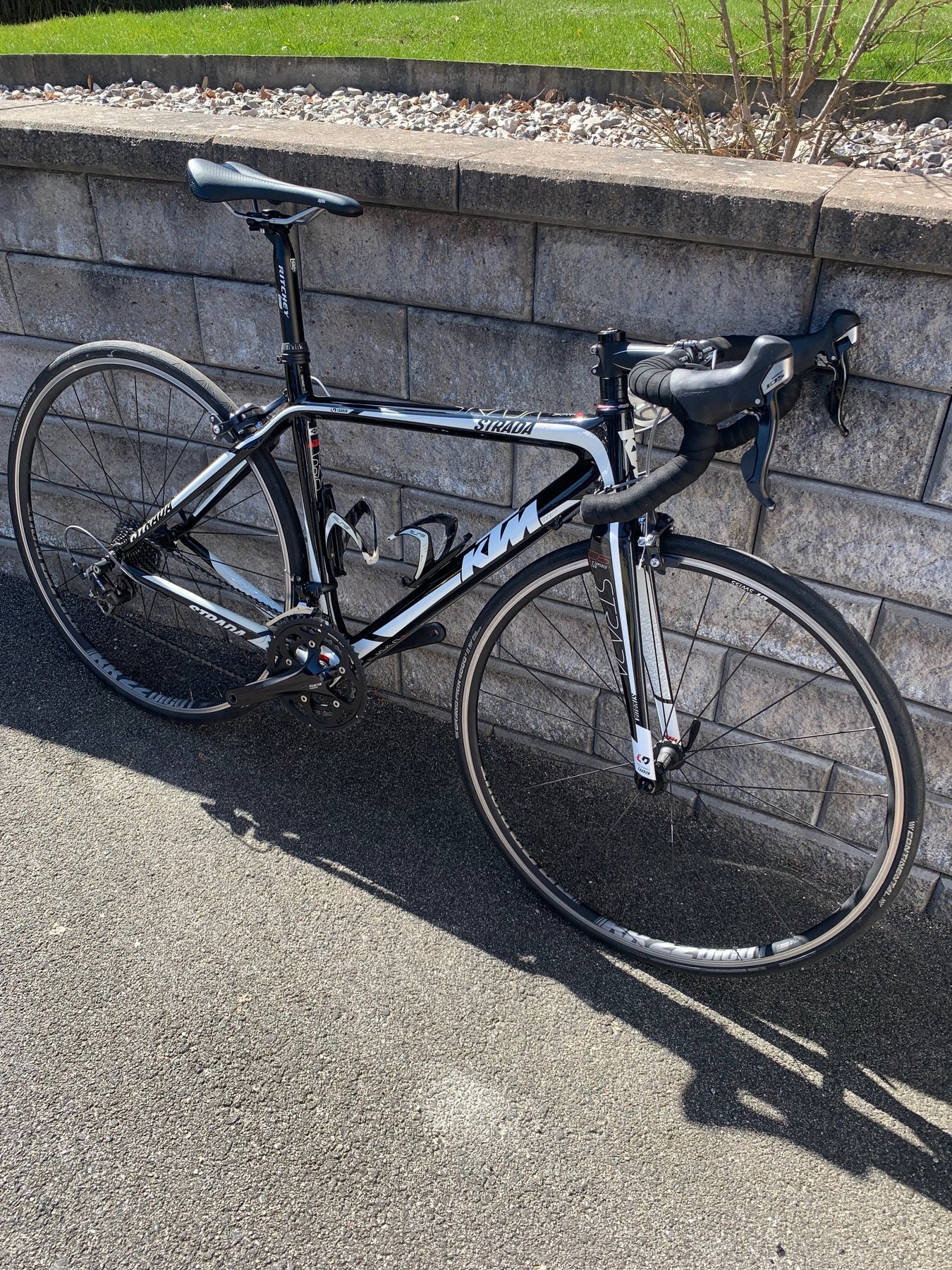 Säljes: KTM Strada 3500 - Lätt, knappt använd racer helt i kolfiber med ...