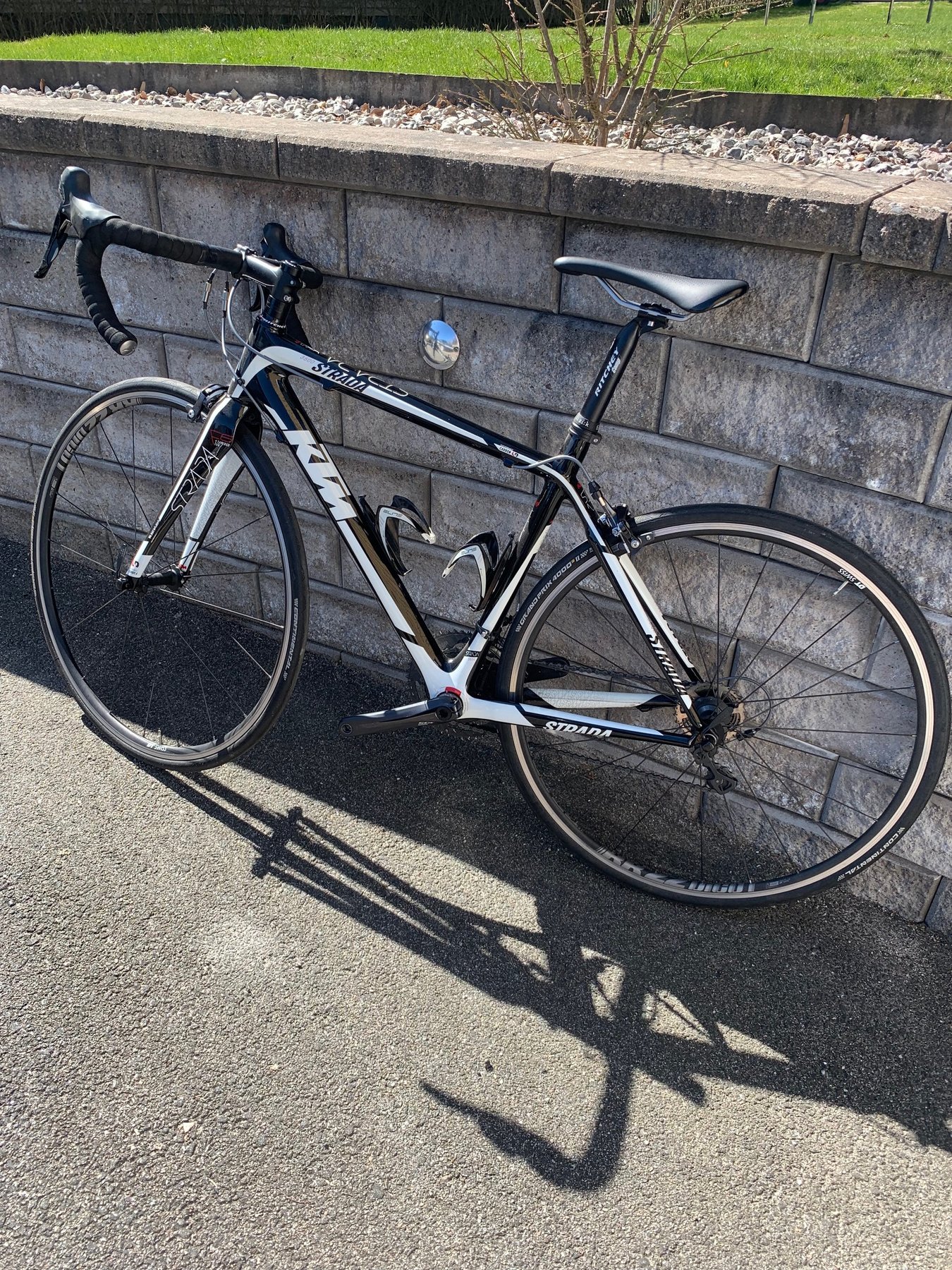 Säljes: KTM Strada 3500 - Lätt, knappt använd racer helt i kolfiber med ...