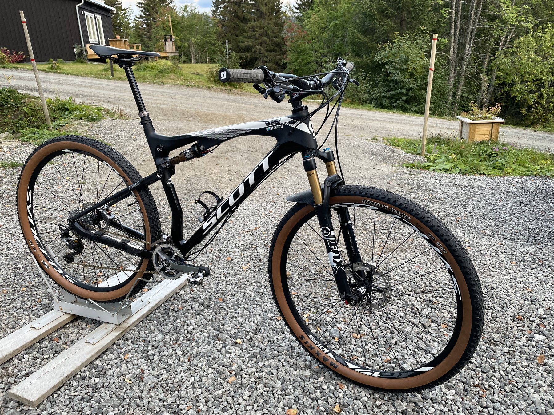 Säljes: Scott Spark 2015 XL | Happyride.se