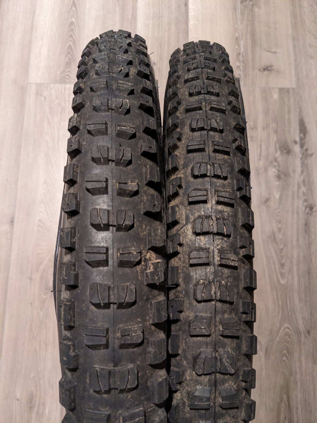 Säljes: 2st. Bontrager XR5 29x2.5 | Happyride.se