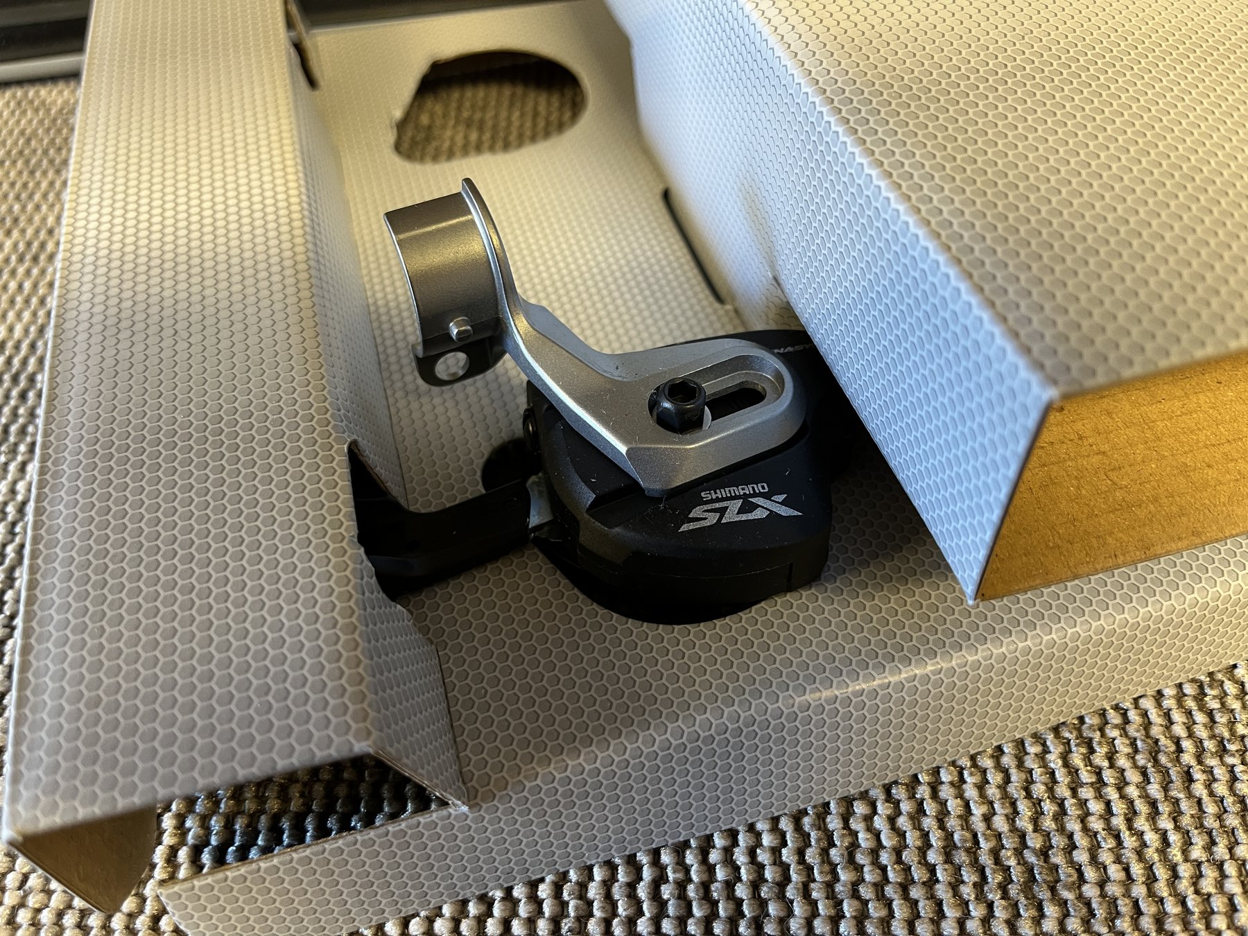 Säljes: Växelreglage SLX SL-M7000 I-spec II, inkl vajer och hölje. Helt ...