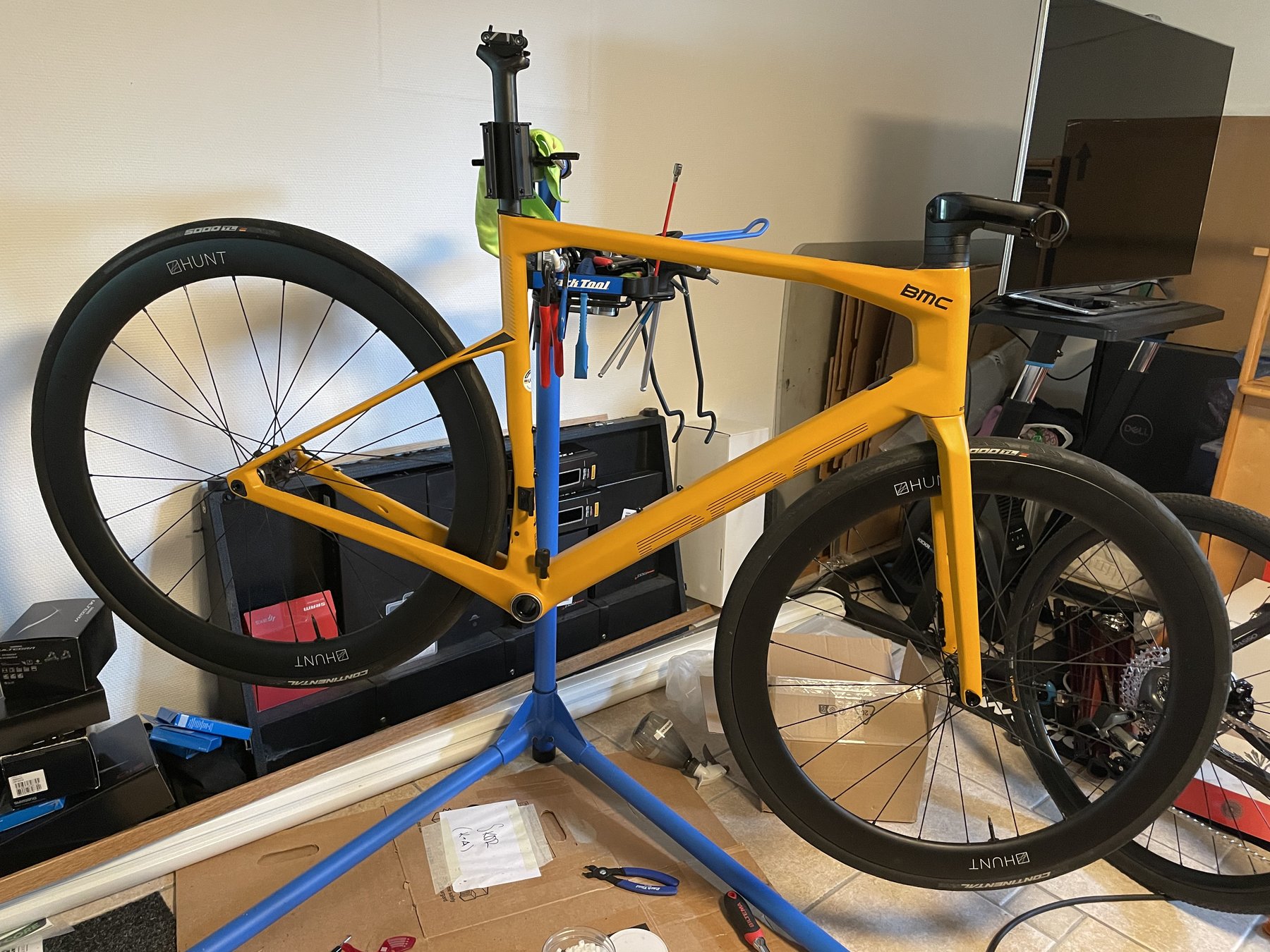 Säljes: (Reserverad) Intressekoll, BMC Roadmachine 01 MOD, di2 12-speed ...