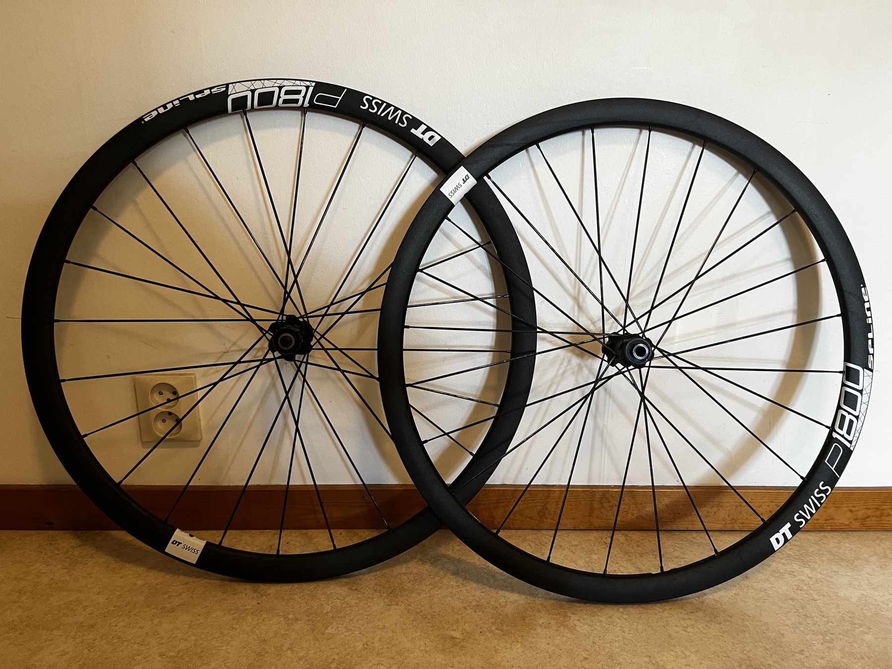 Säljes: DT Swiss P1800 Spline | Happyride.se