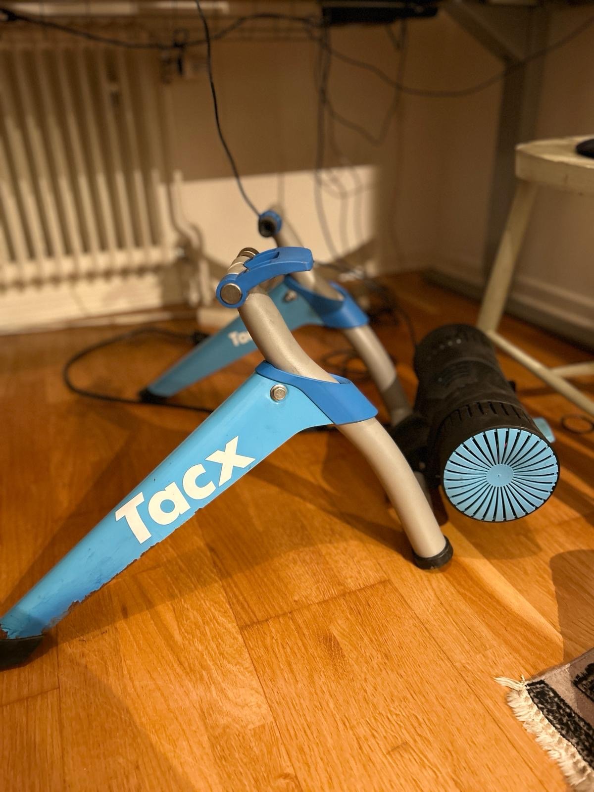 Säljes: Tacx Genius on wheel smart trainer | Happyride.se