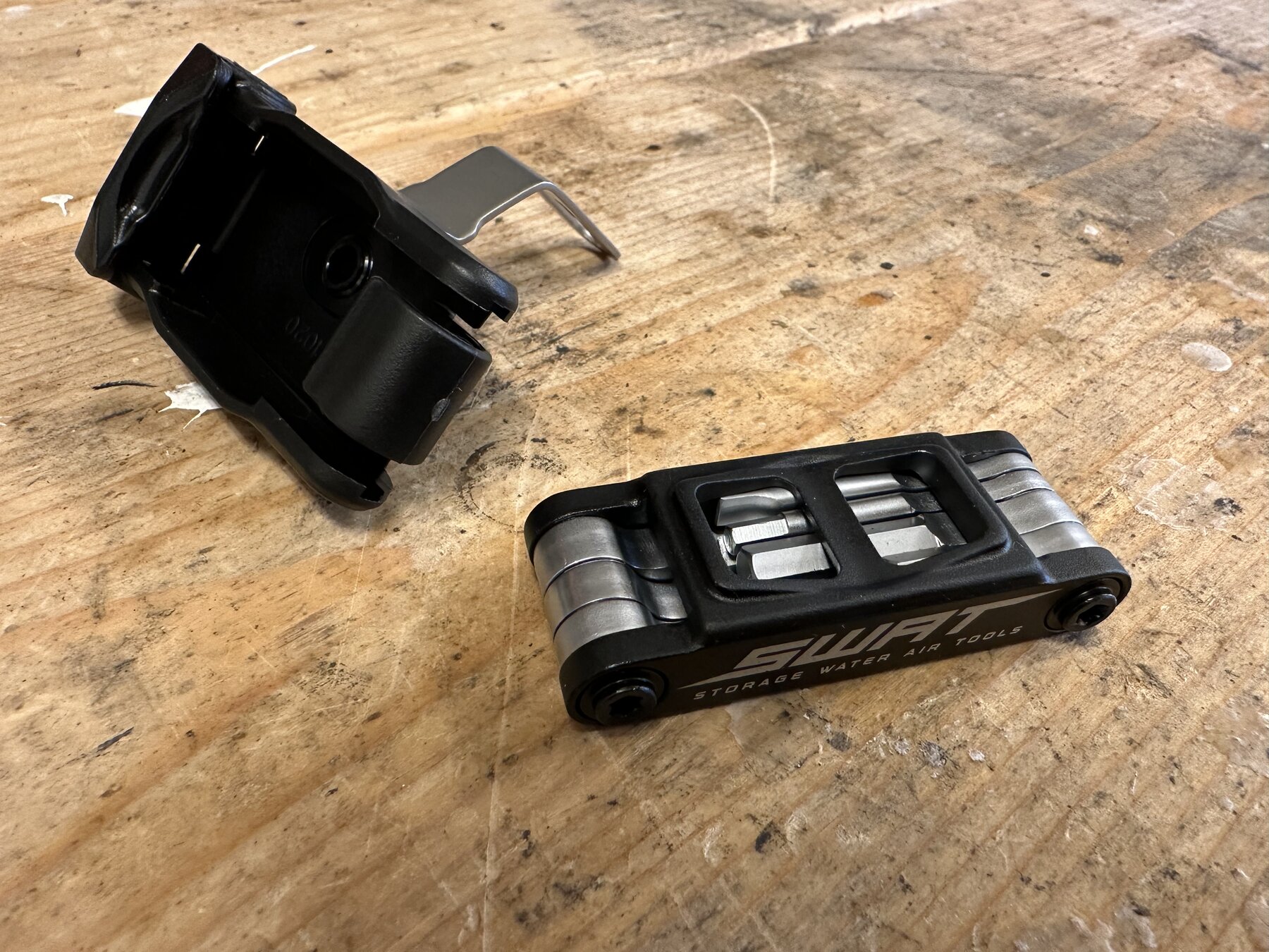 Säljes: Ny Specialized EMT MTB tool | Happyride.se