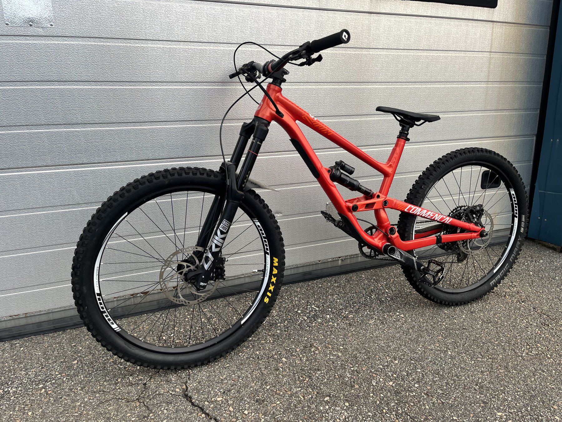 Säljes: Commencal Clash Ride 2020 | Happyride.se