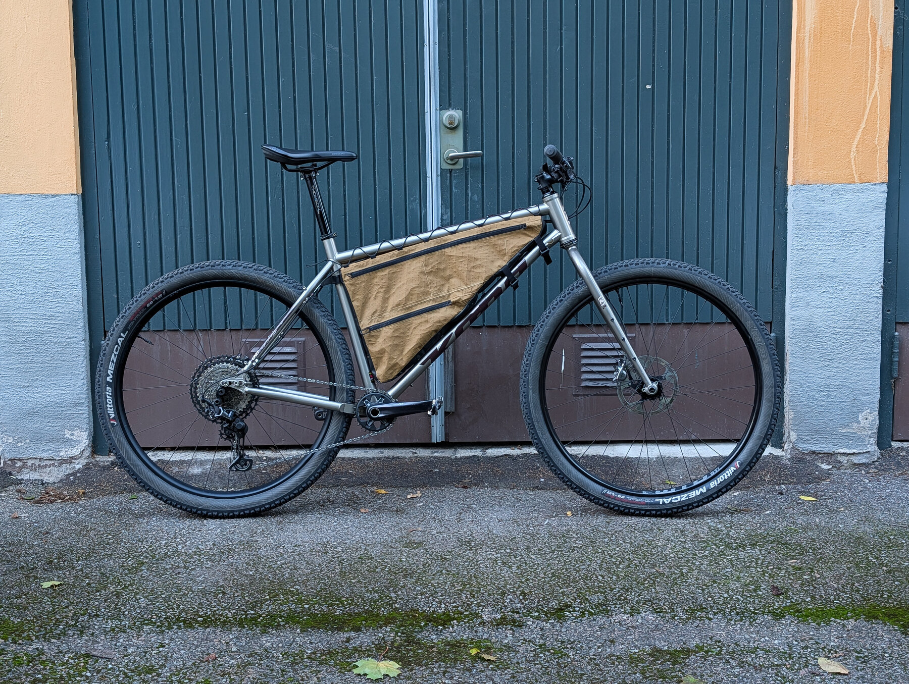Säljes: Kona Unit XL 2023 | Happyride.se