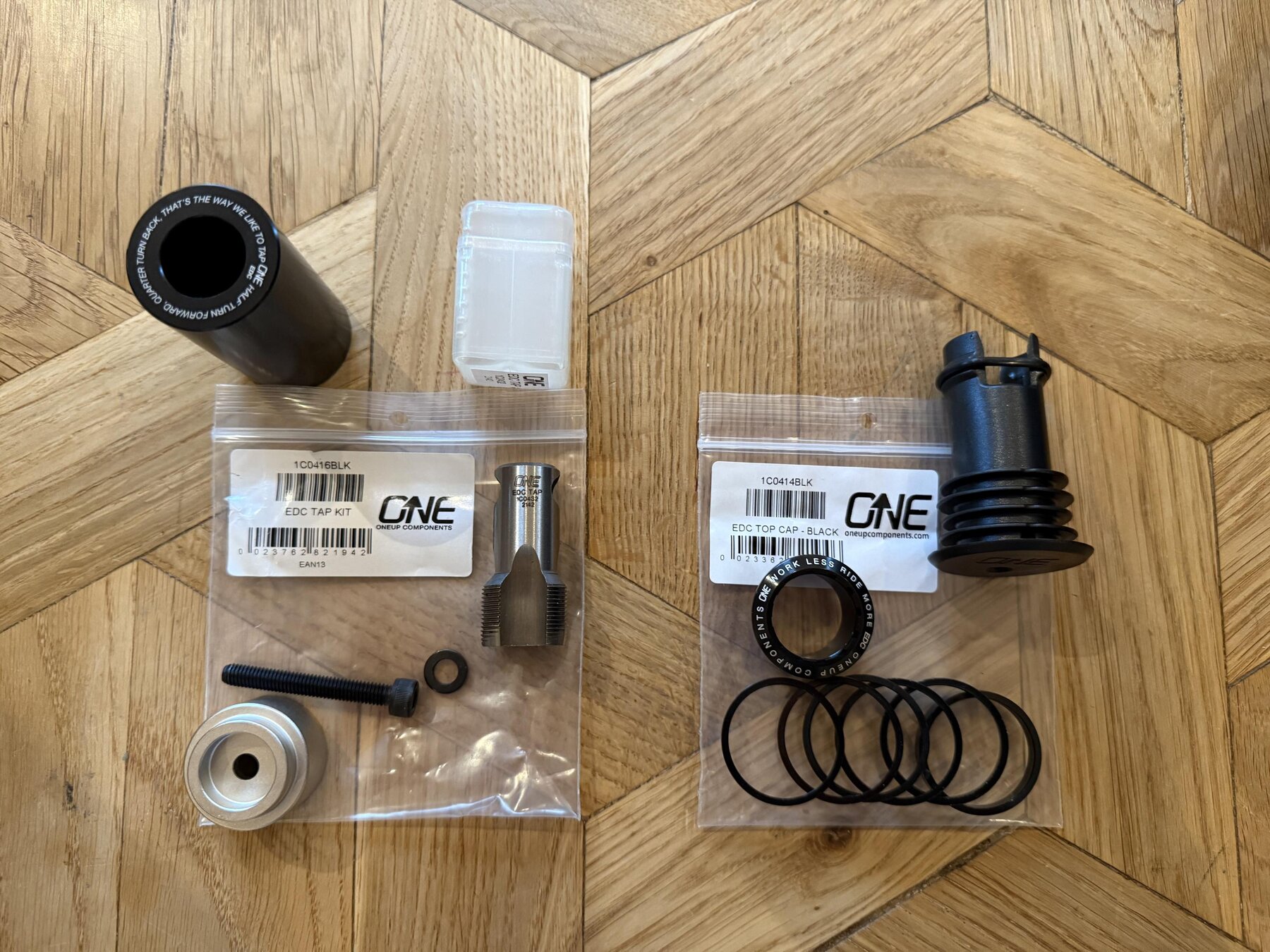 Säljes: Oneup EDC threaded top cap | Happyride.se