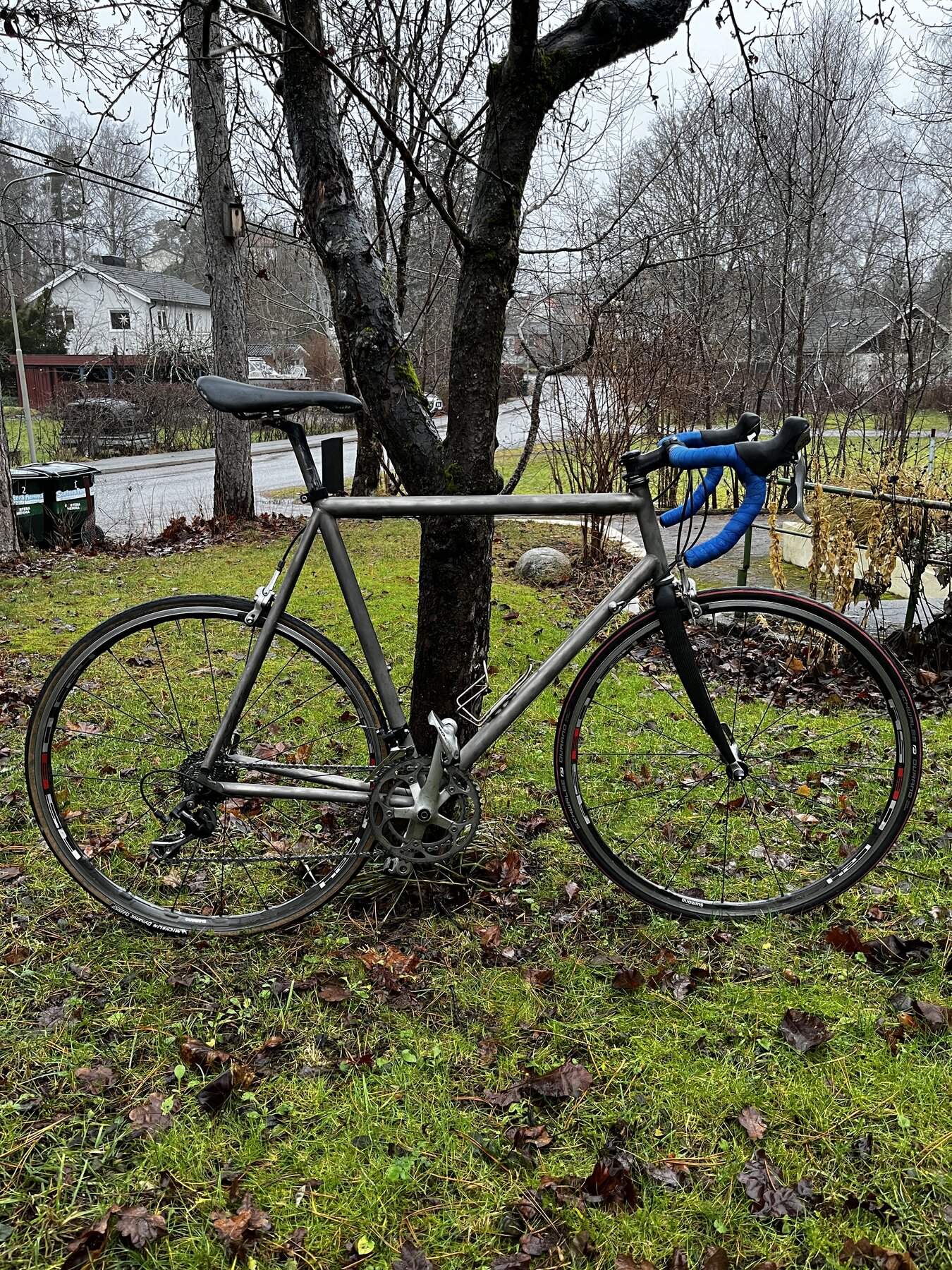 Säljes: Titan-racer | Happyride.se