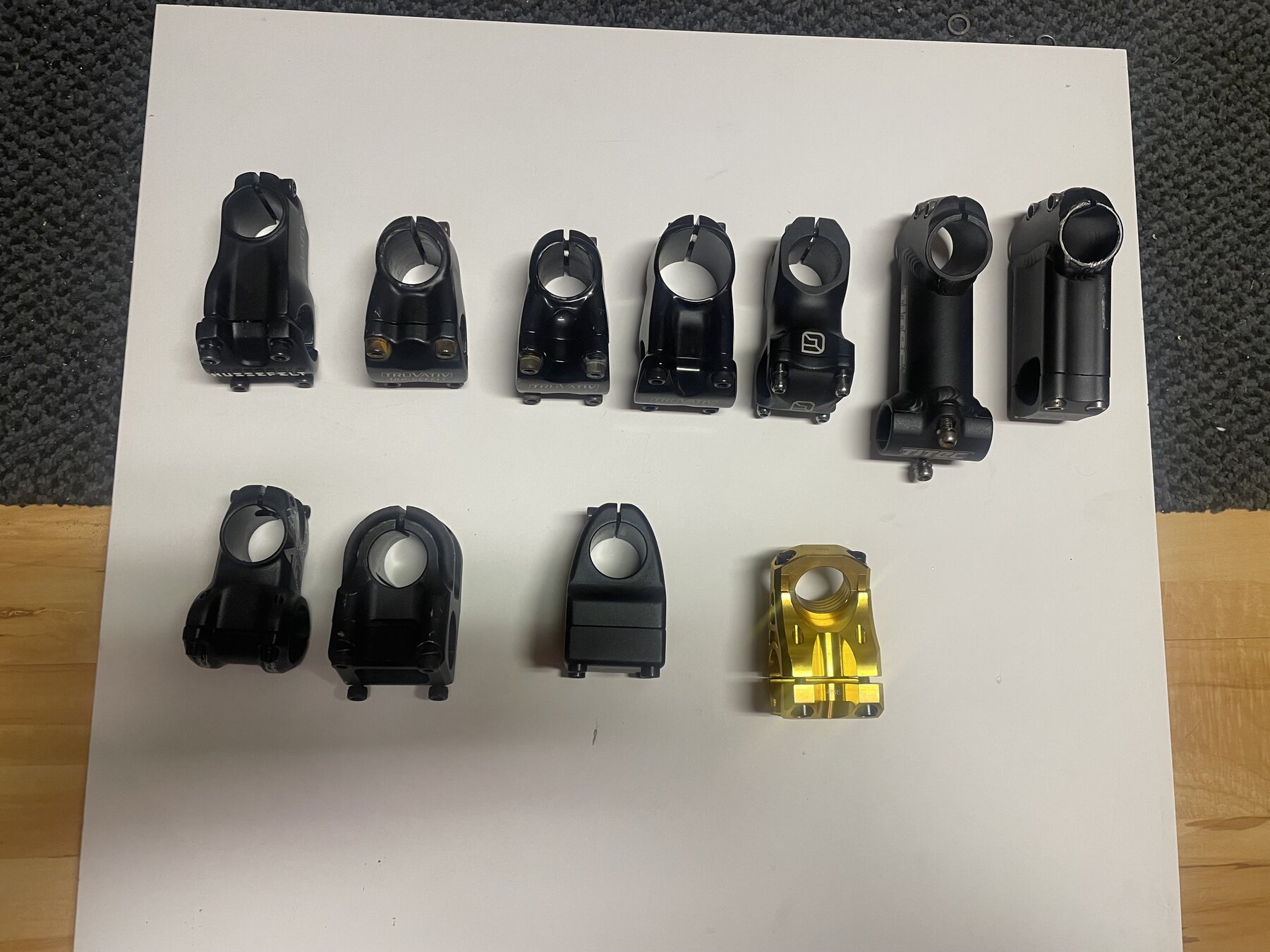 Säljes: Styrstammar | Happyride.se